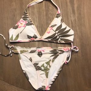 Daffy waterwear | Poshmark